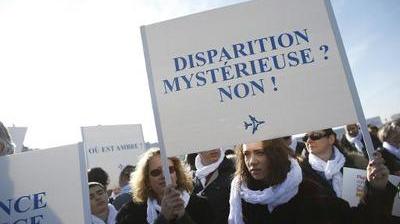 Vol MH370: pétition remise à l'Elysée pour demander "la vérité" - RTL Info