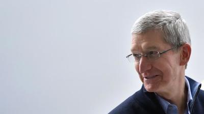 Tim Cook a offert un bout de son foie pour tenter de sauver Steve Jobs ...